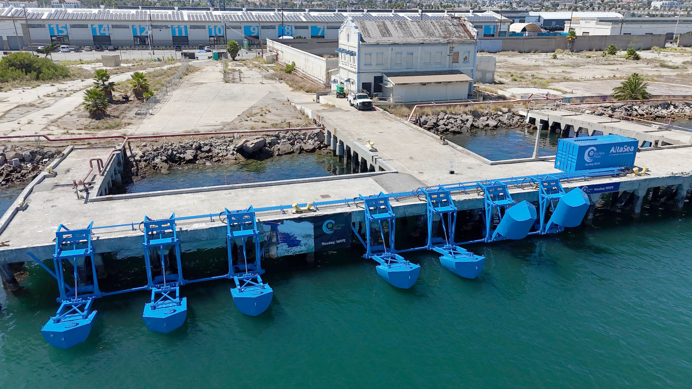 Riding Wave Energy in Los Angeles – California Curated